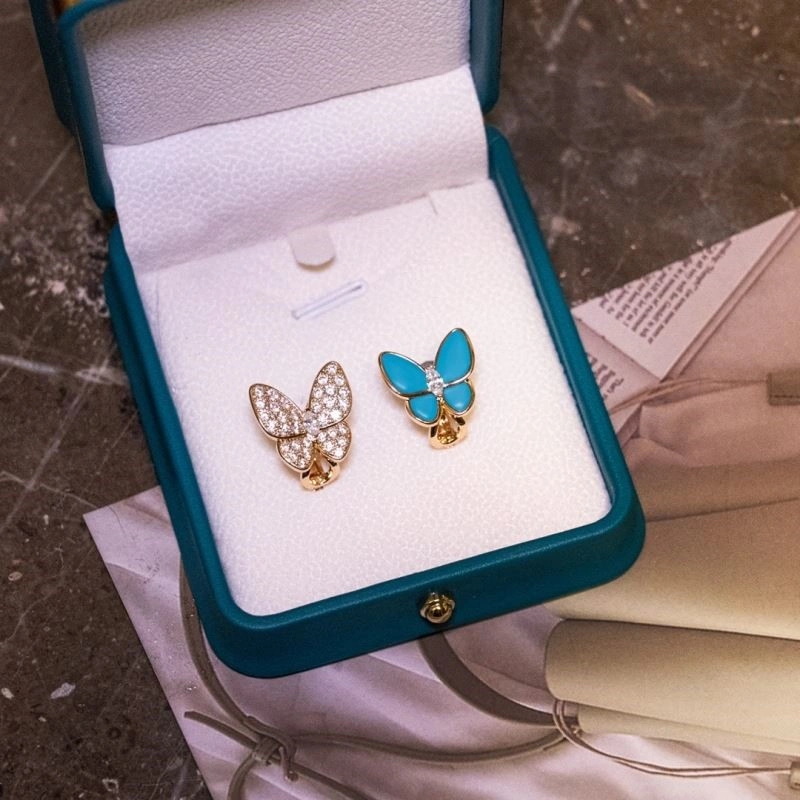Value-priced Vca Earrings
