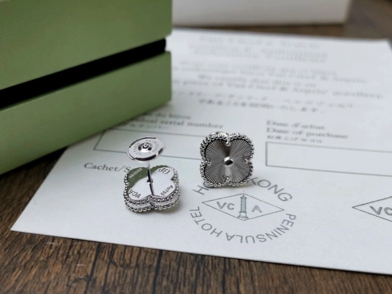 Economical Vca Earrings