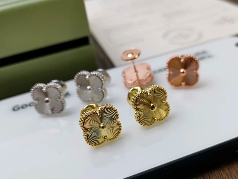 Economical Vca Earrings