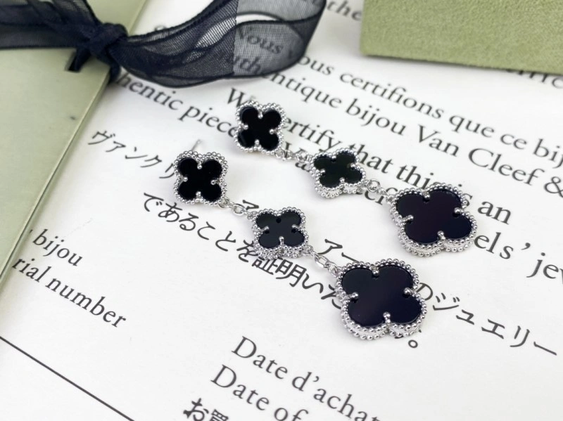 Budget-friendly Vca Earrings