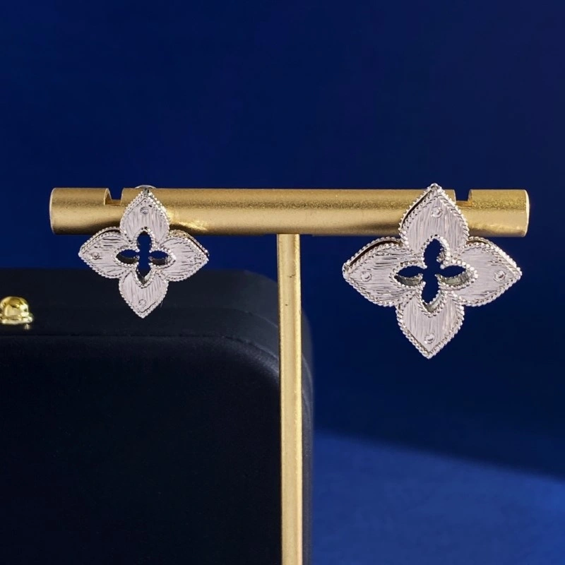 Brand-authenticated Vca Earrings
