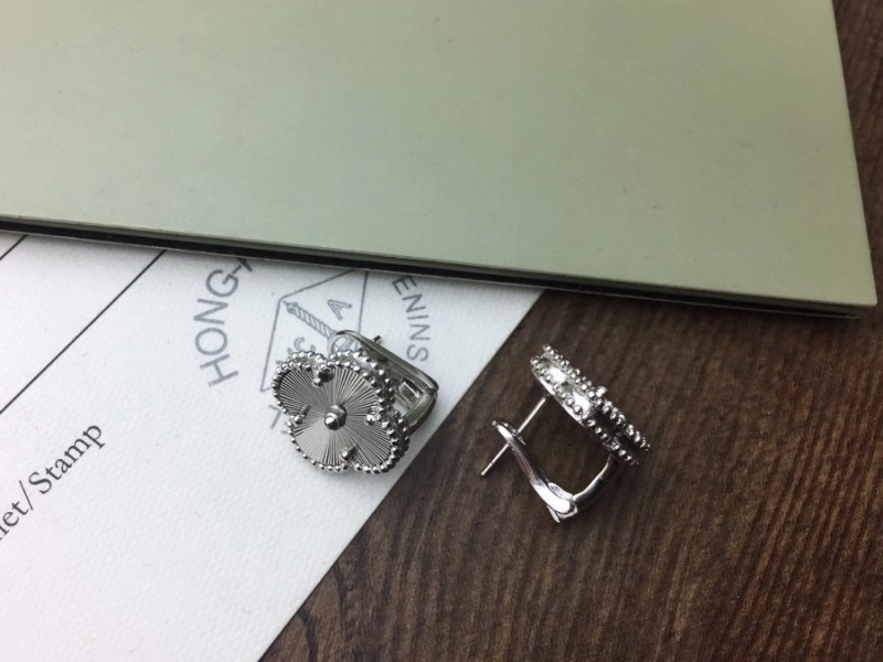 1:1 copy Vca Earrings