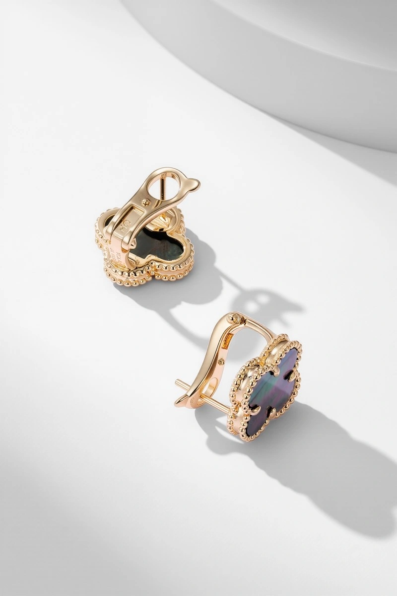 OEM Vca Earrings