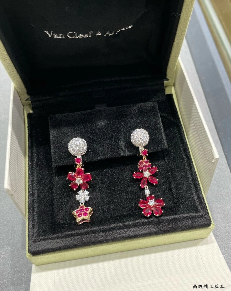 Inexpensive Vca Earrings