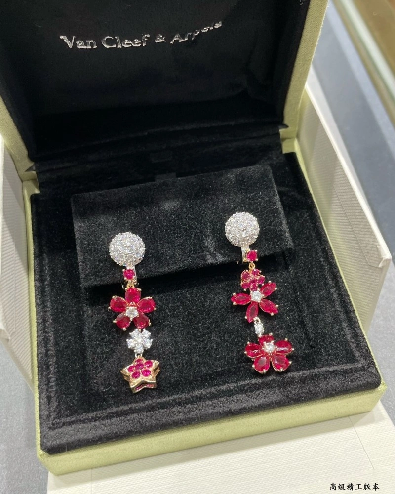 Inexpensive Vca Earrings