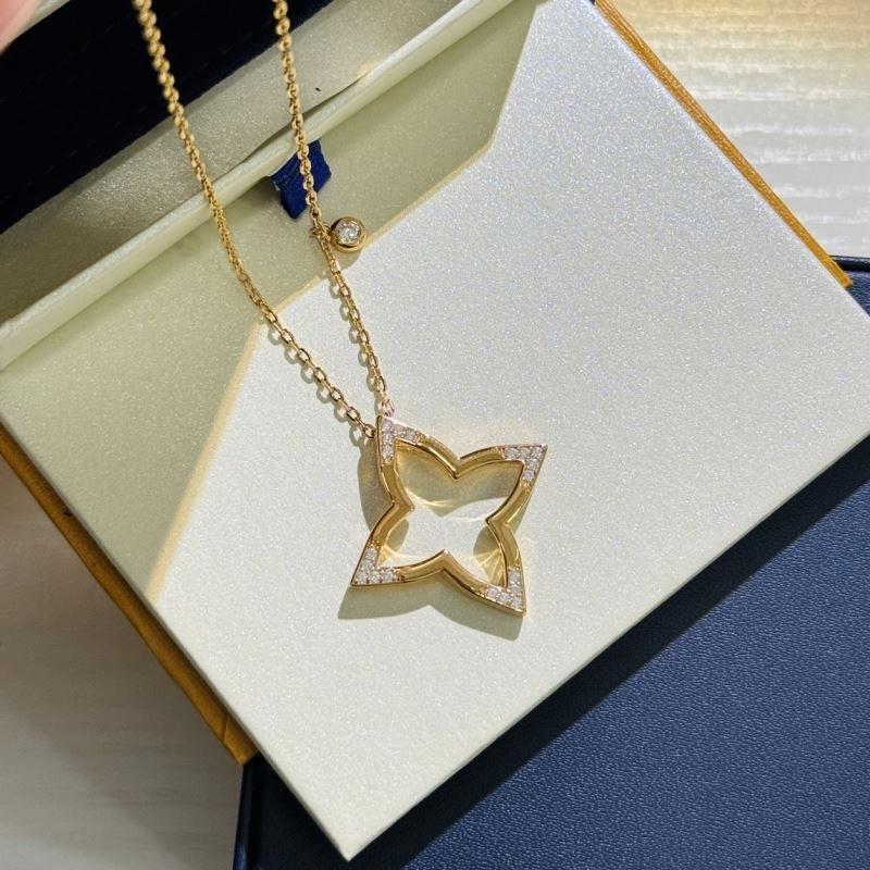 Exact replica Vca Necklaces