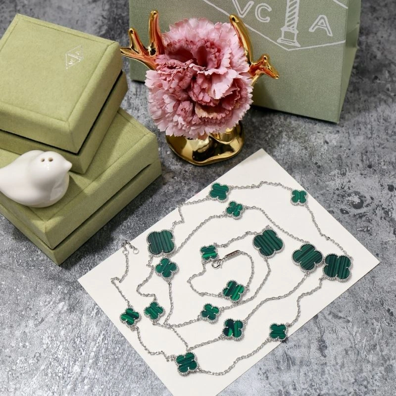 Mirror quality Vca Necklaces
