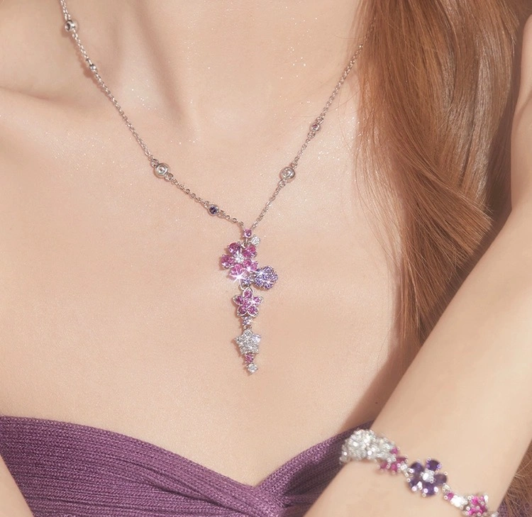 Cut-rate Vca Necklaces
