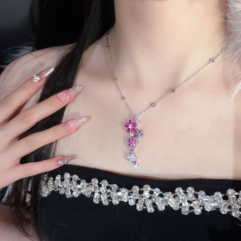 Cut-rate Vca Necklaces