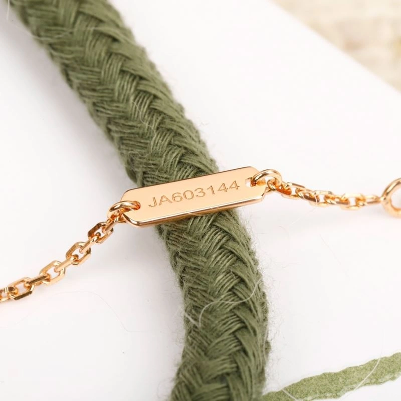 Brand-original Vca Necklaces