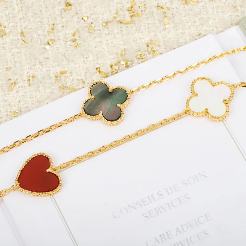 Precise copy Vca Necklaces