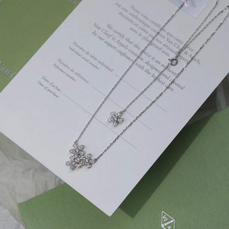 Budget-friendly Vca Necklaces