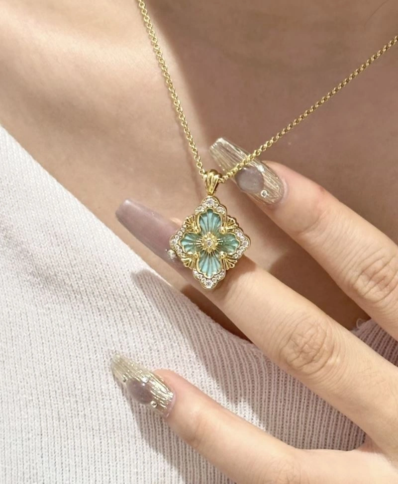Genuine Vca Necklaces