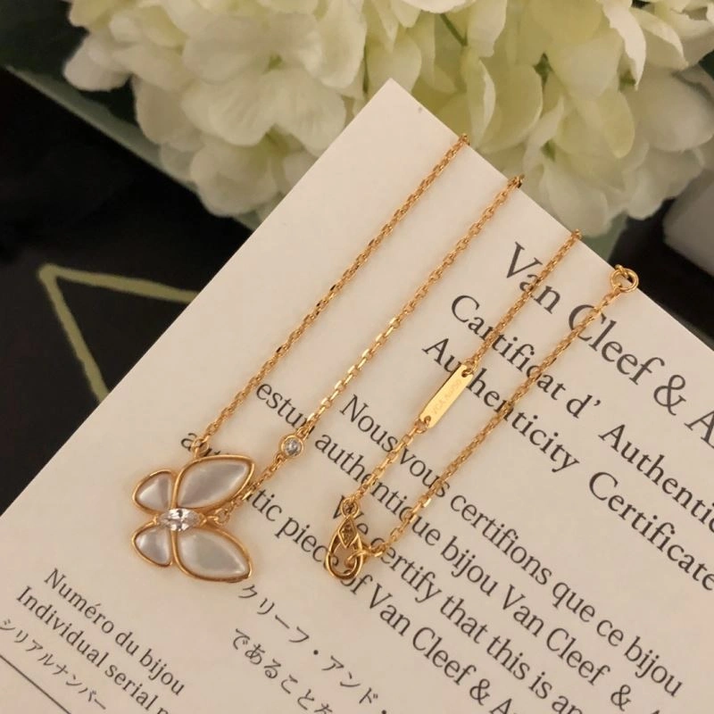 Bargain Vca Necklaces