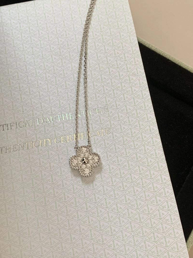 Discounted Vca Necklaces