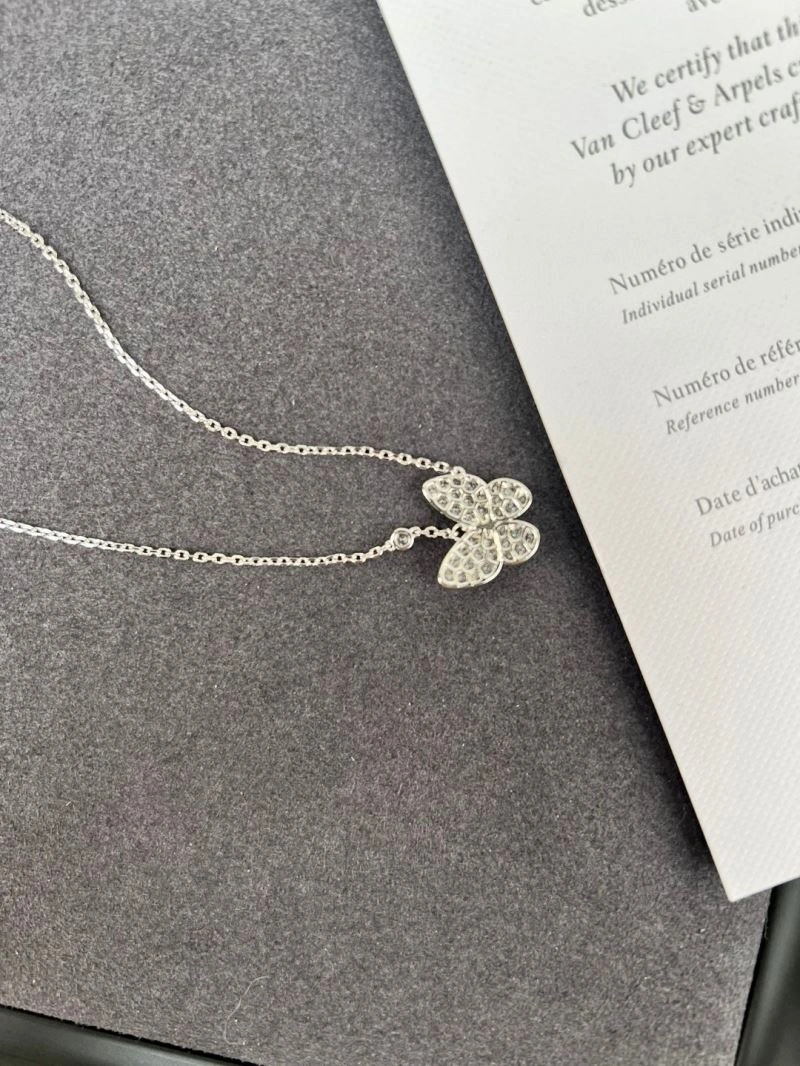 Low-cost Vca Necklaces