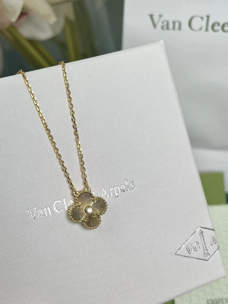 High accuracy Vca Necklaces