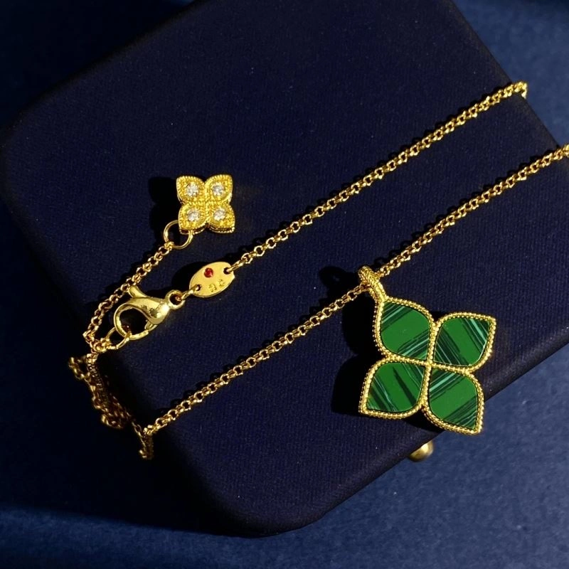 Vca Necklaces