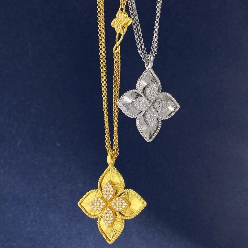 Vca Necklaces