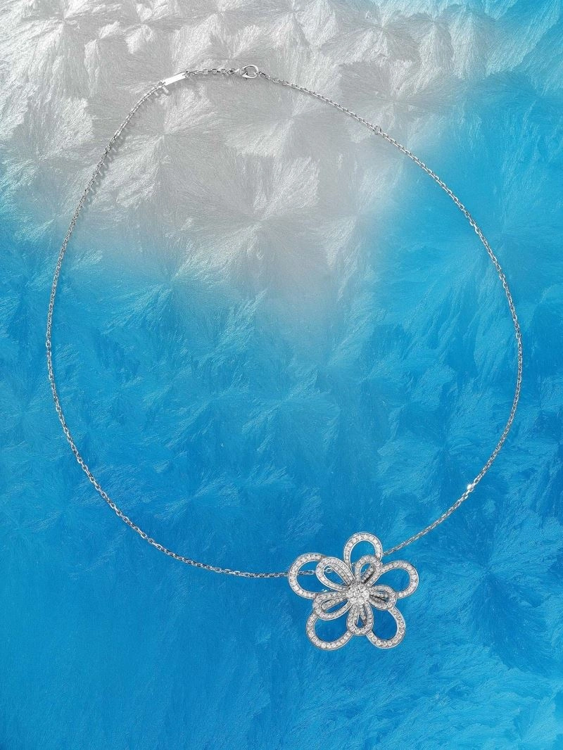 Vca Necklaces