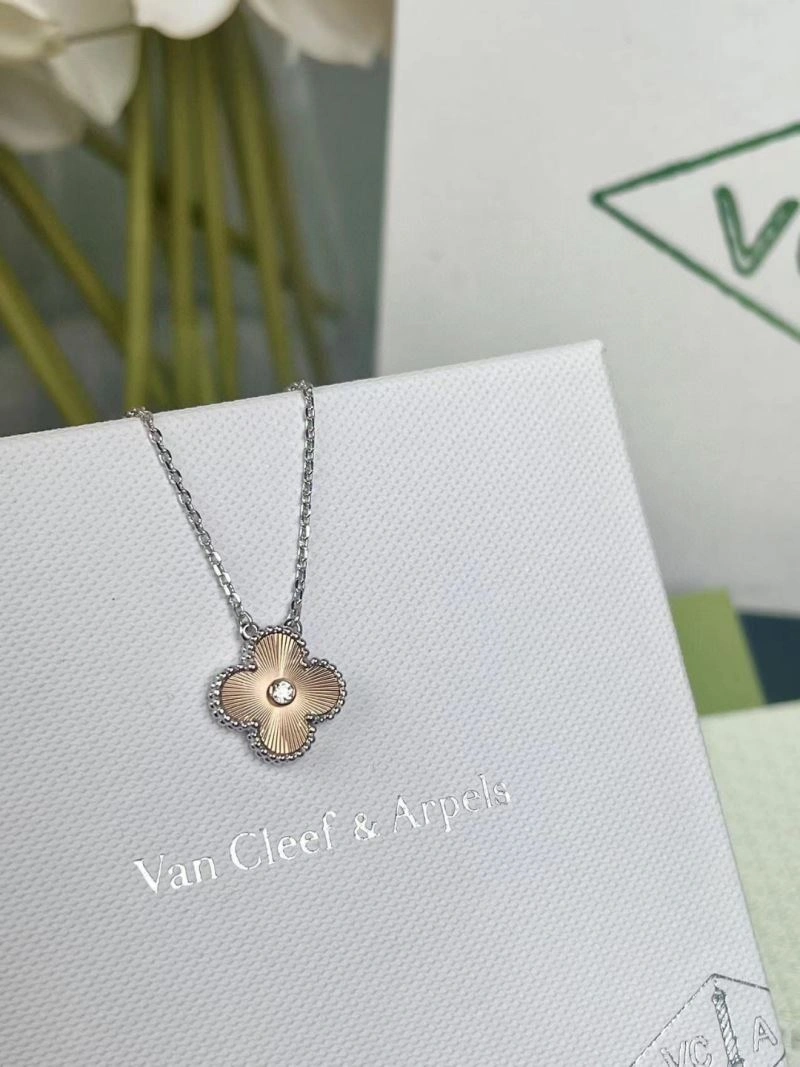 Top match Vca Necklaces