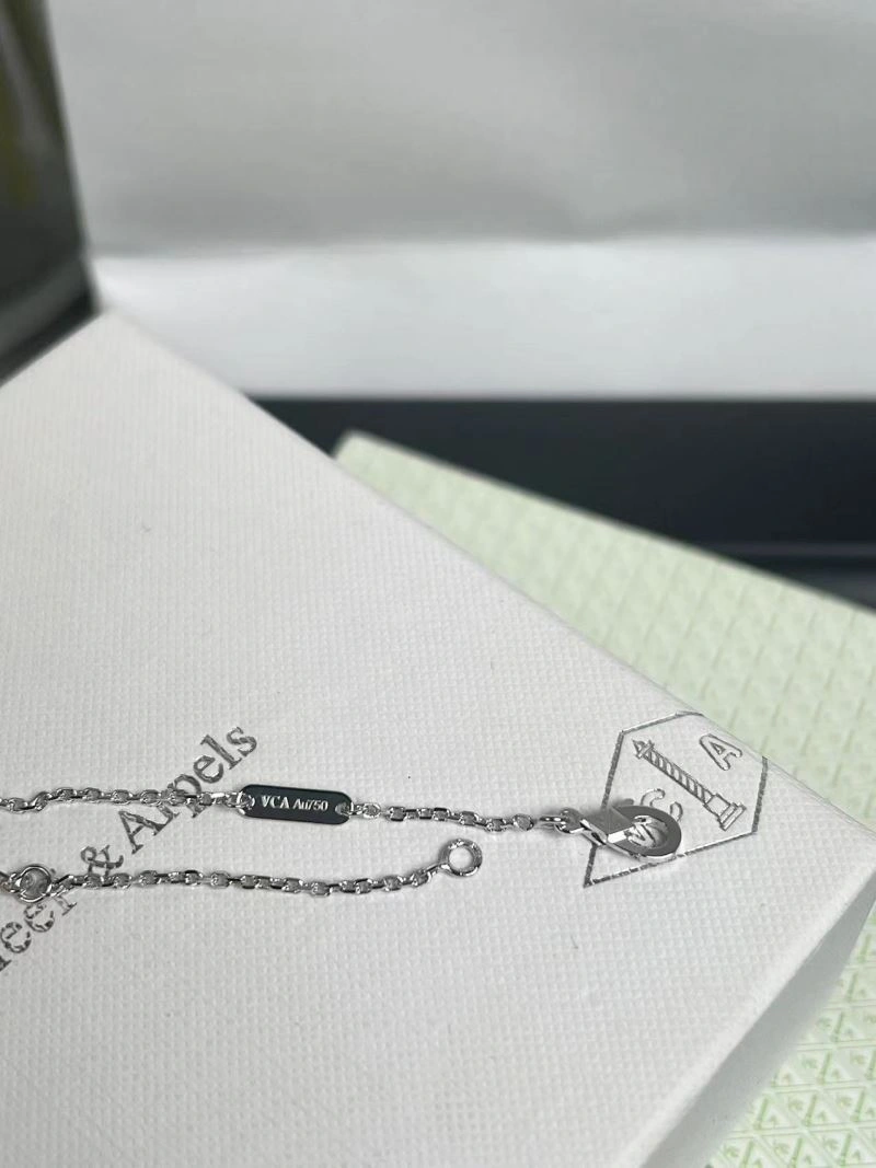 Affordable Vca Necklaces