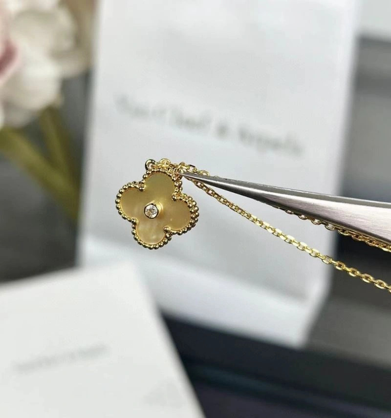 Brand-original Vca Necklaces
