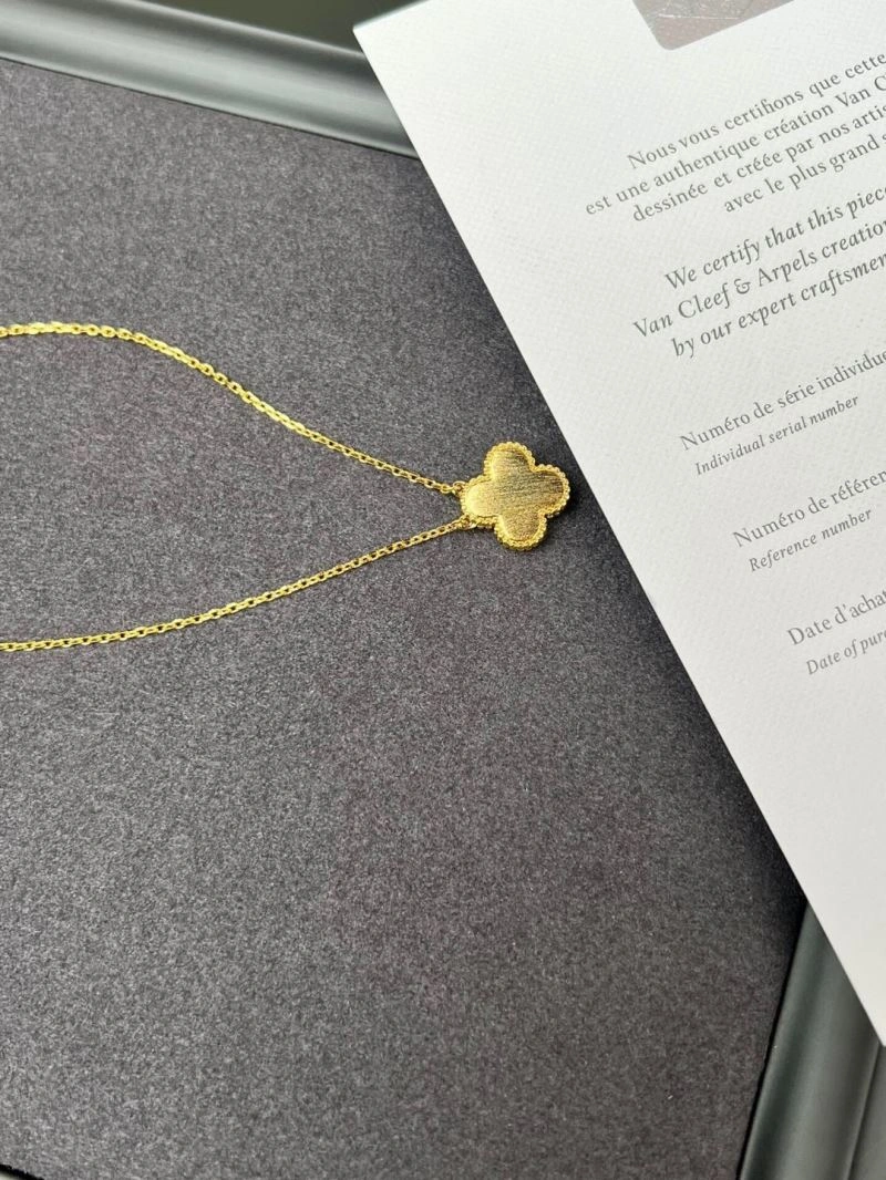 Bargain Vca Necklaces