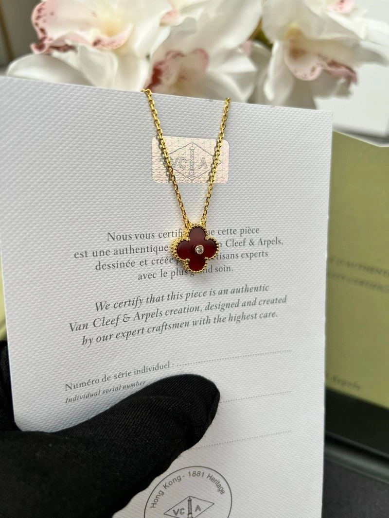 OEM Vca Necklaces