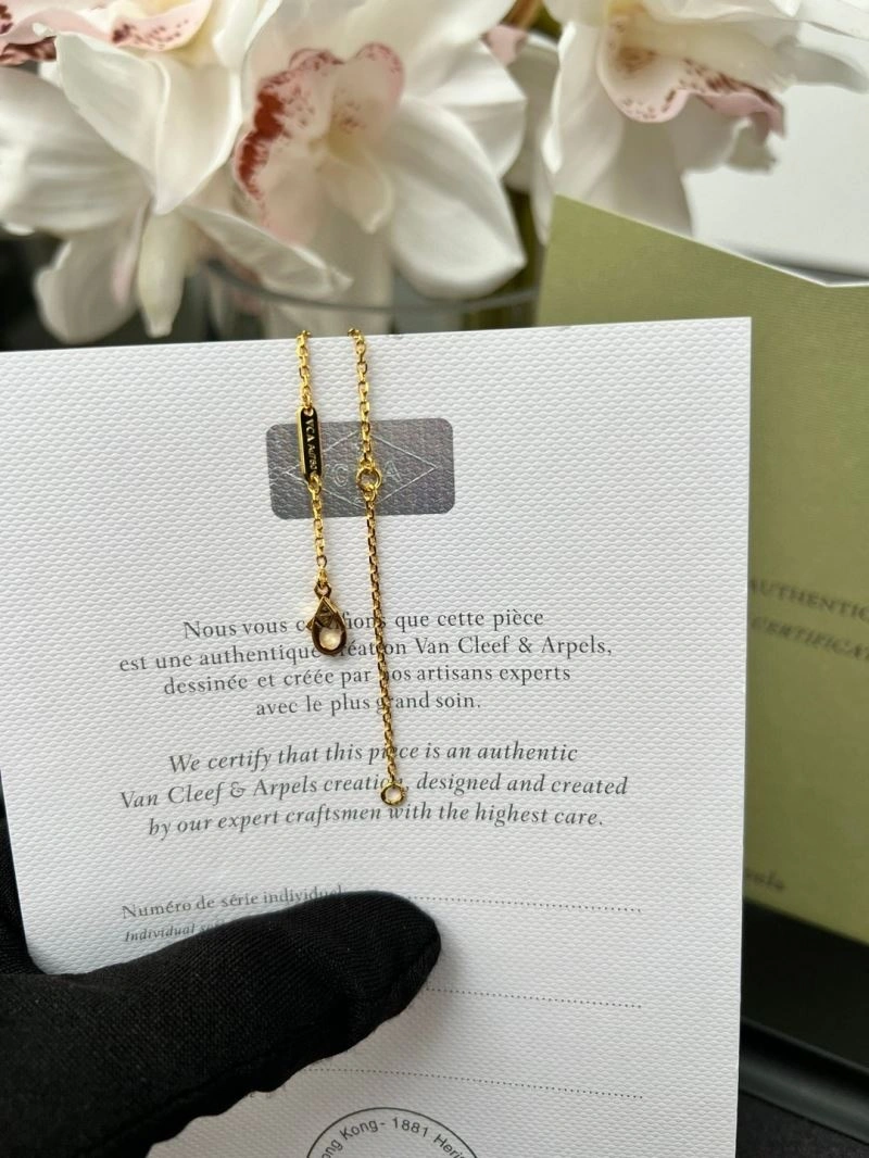 OEM Vca Necklaces