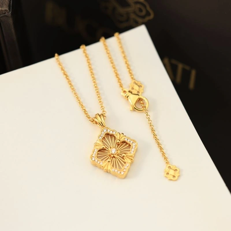 Exact replica Vca Necklaces