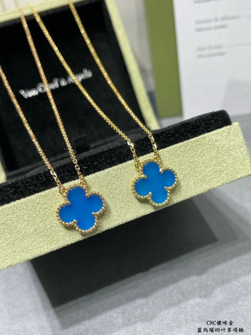 Exact replica Vca Necklaces