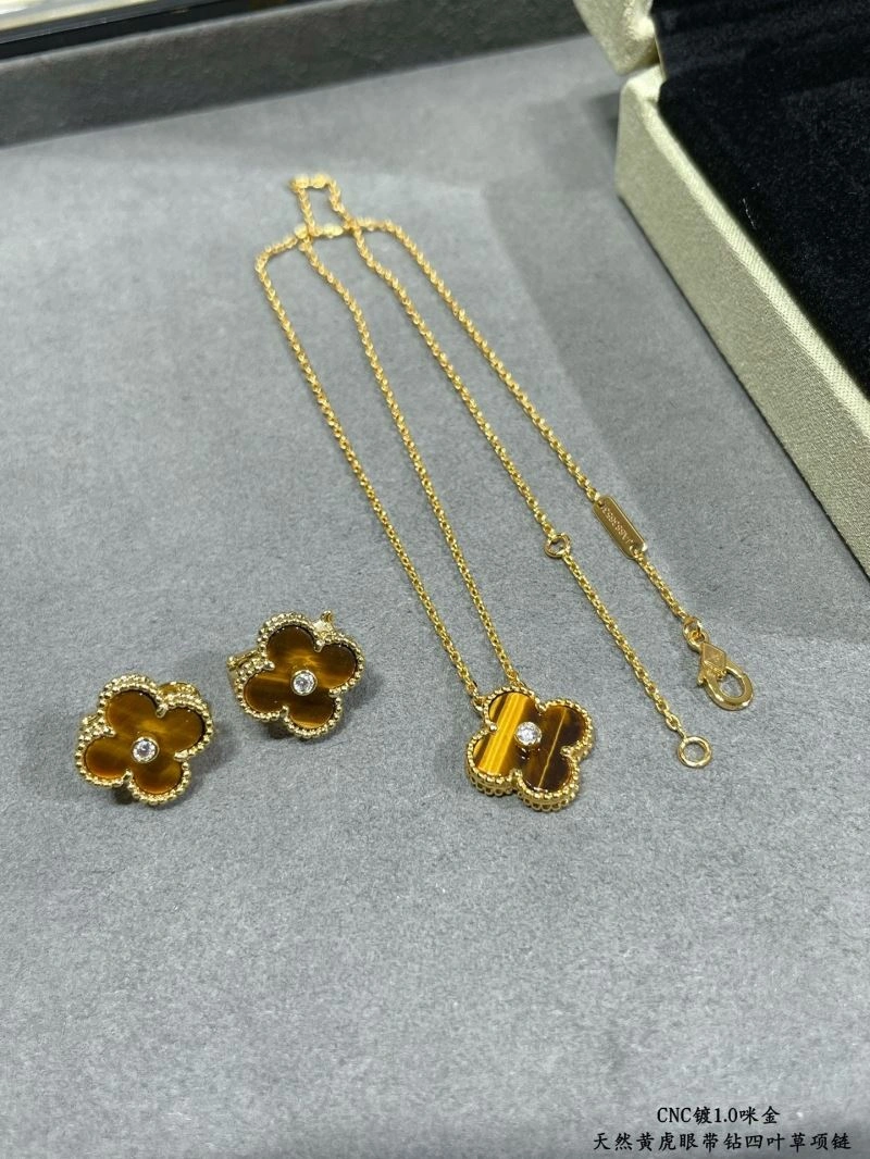 Mirror quality Vca Necklaces