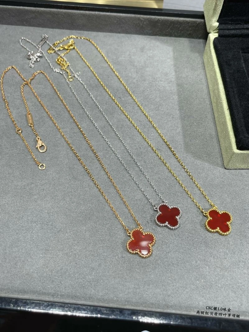 Brand-authenticated Vca Necklaces