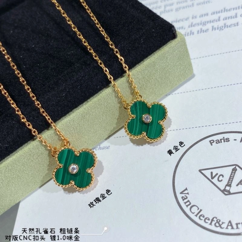 Brand-authenticated Vca Necklaces