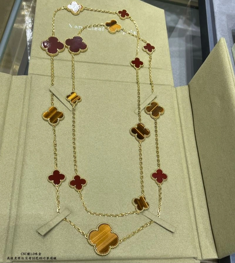 OEM Vca Necklaces