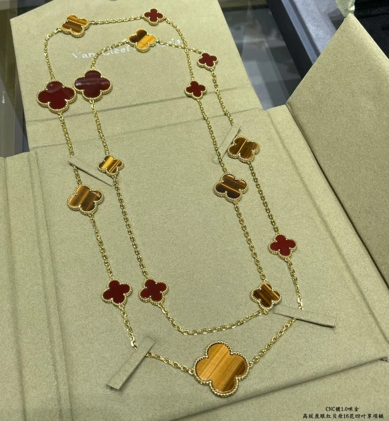 OEM Vca Necklaces
