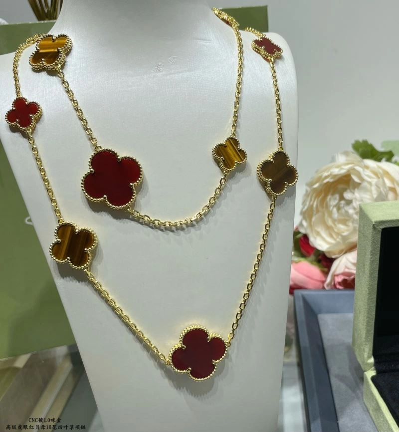 OEM Vca Necklaces
