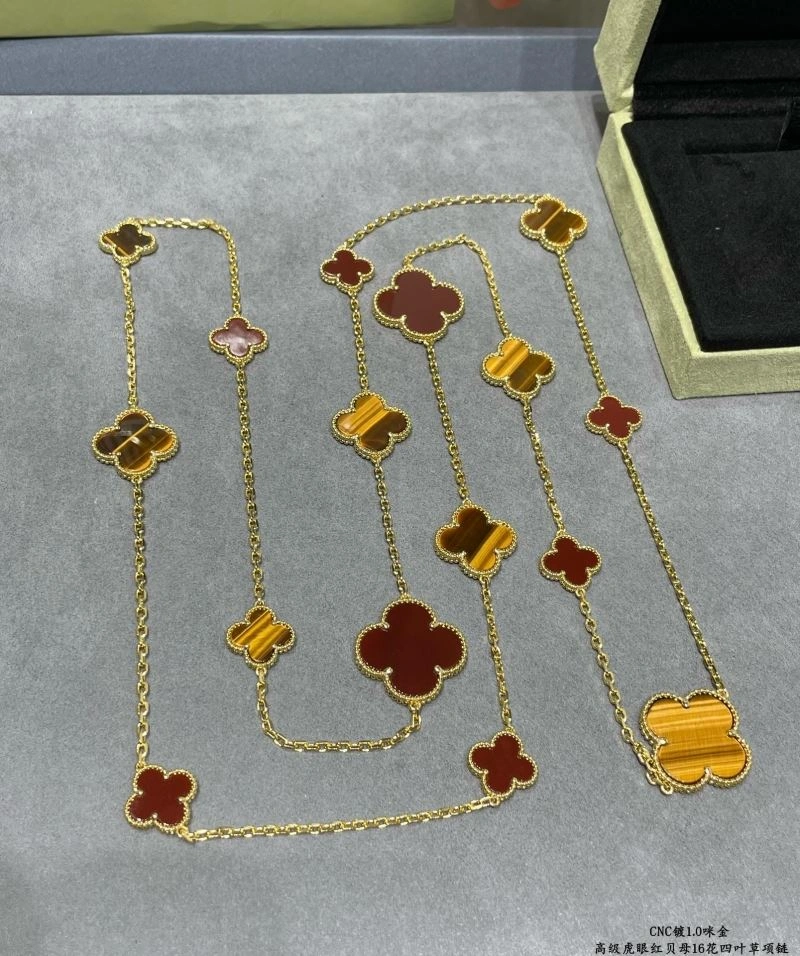 OEM Vca Necklaces