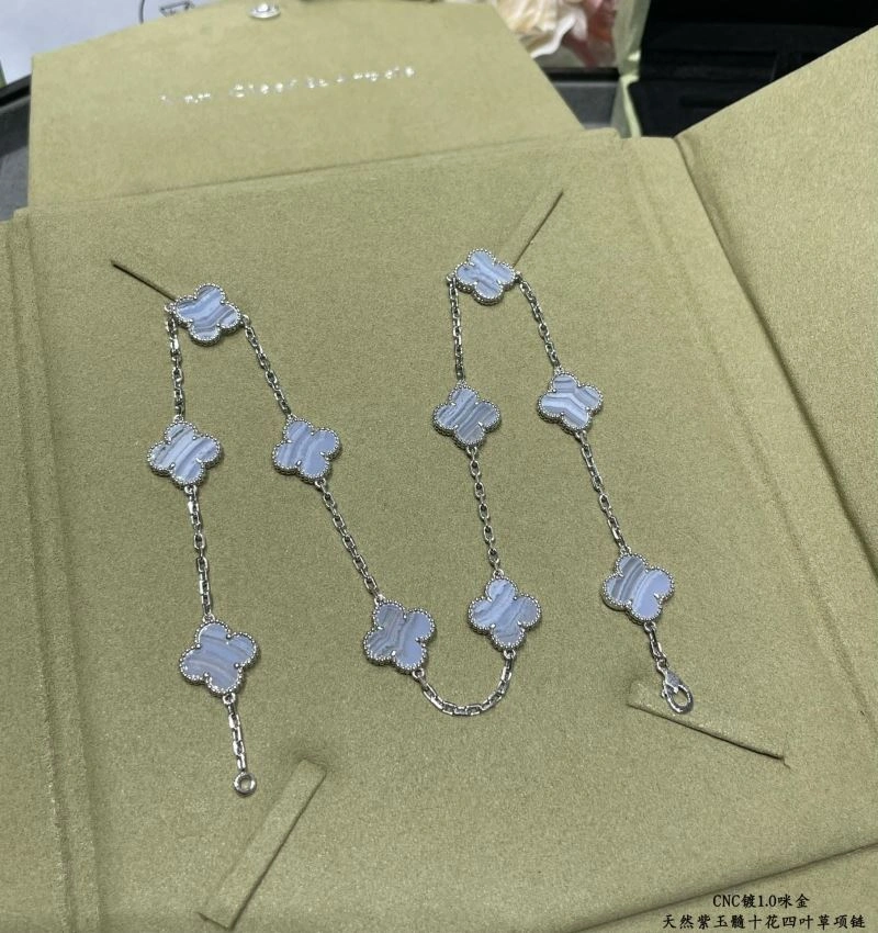Factory-made Vca Necklaces