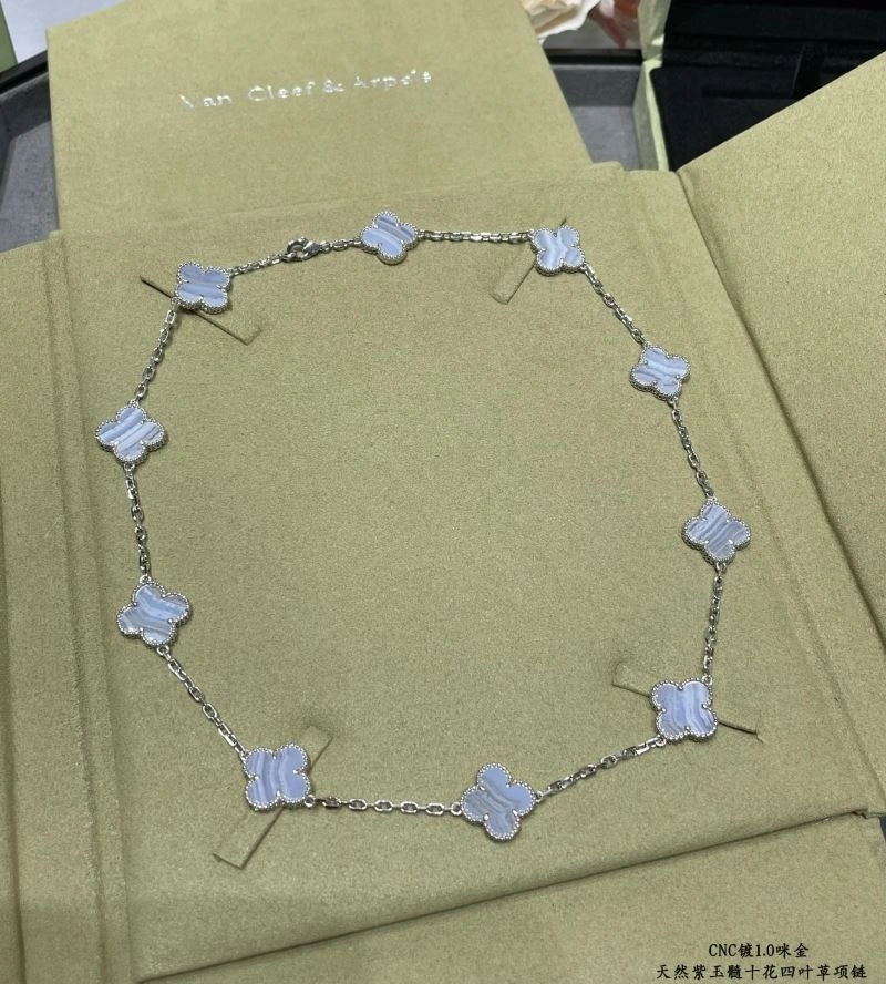 Factory-made Vca Necklaces