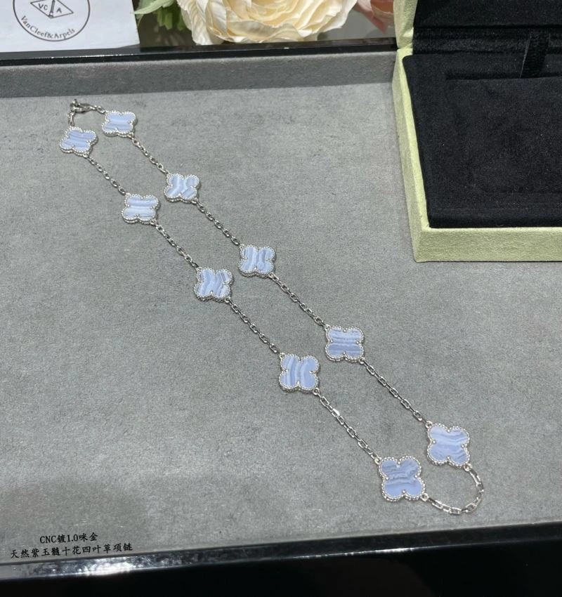Factory-made Vca Necklaces