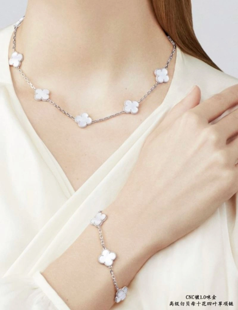 High fidelity Vca Necklaces