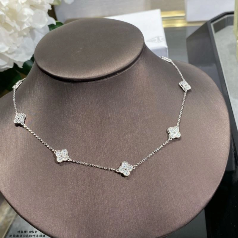 Discounted Vca Necklaces
