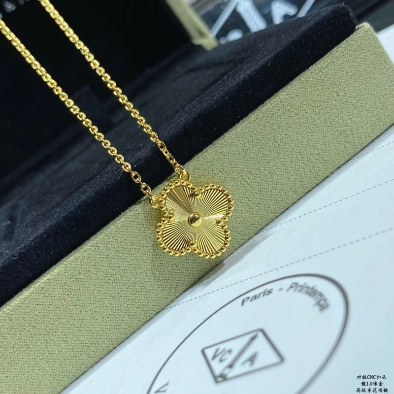 Cut-rate Vca Necklaces