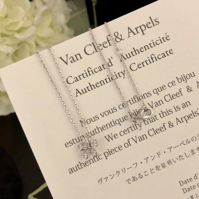 Reasonably priced Vca Necklaces