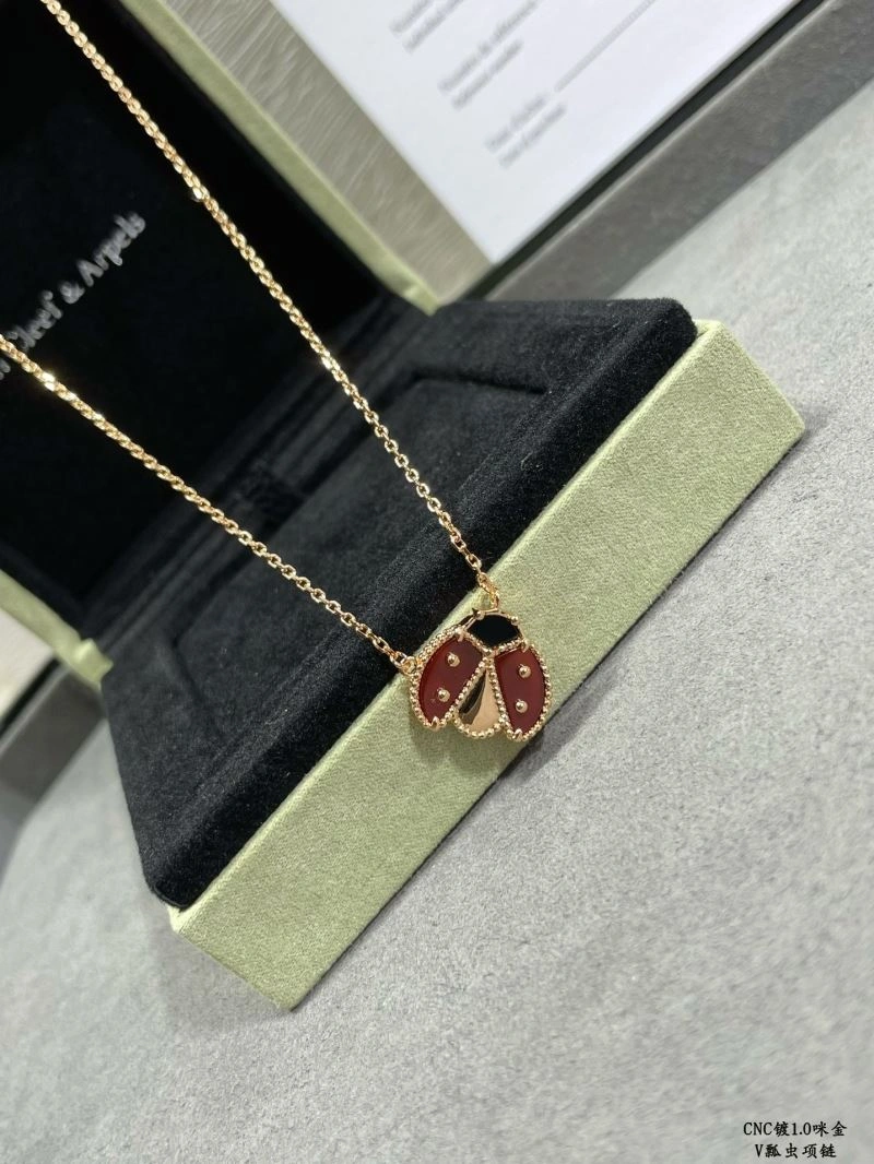 Discounted Vca Necklaces