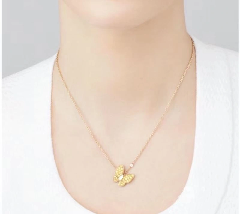 Vca Necklaces