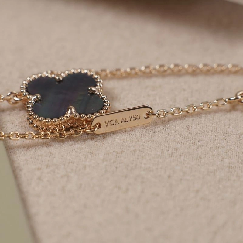 Official Vca Necklaces