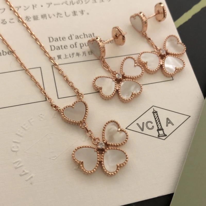 Vca Necklaces